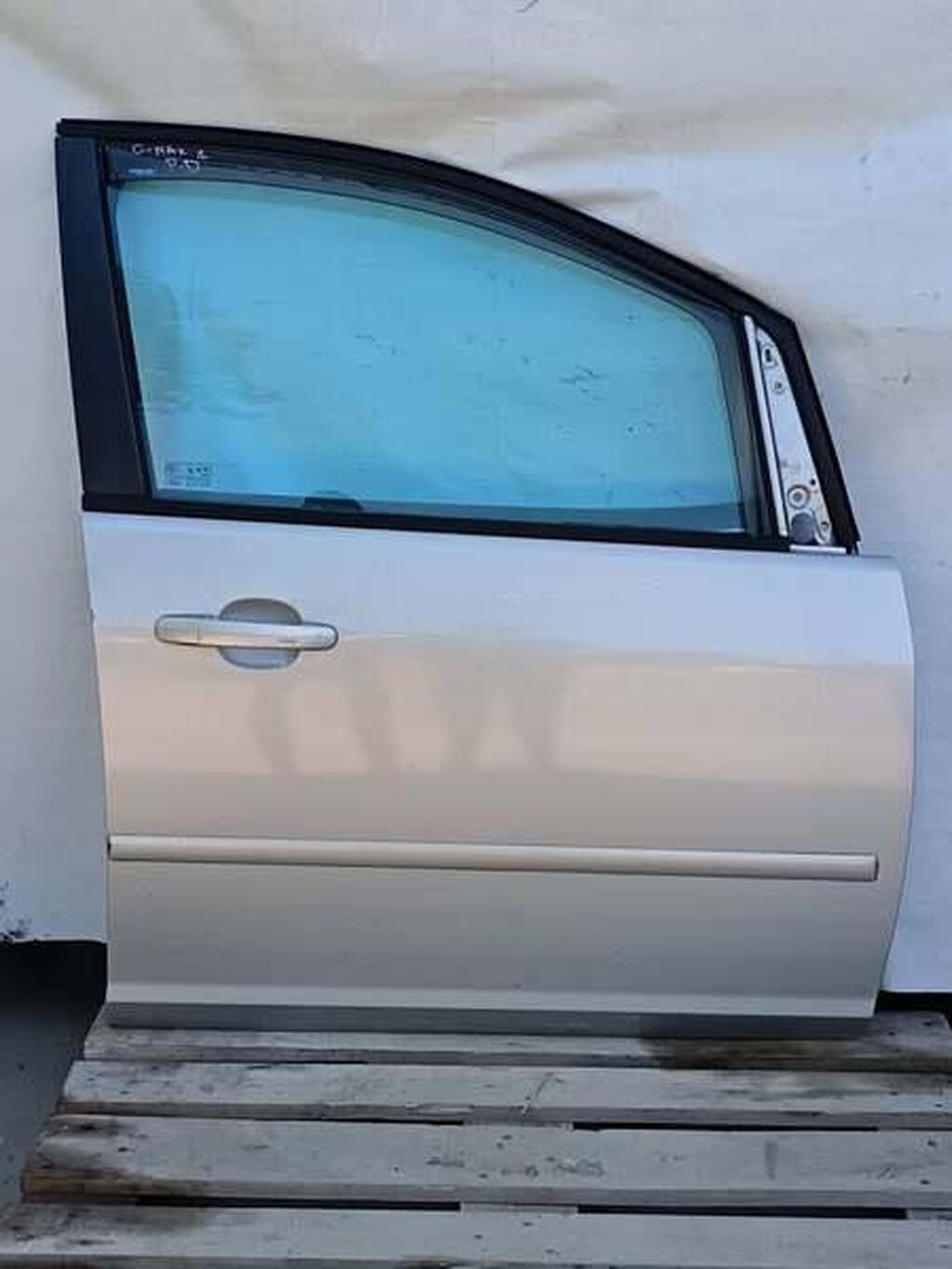 PREDNJA DESNA VRATA ZA FORD C-MAX OD 2003. DO 2010. GOD. | Prednja