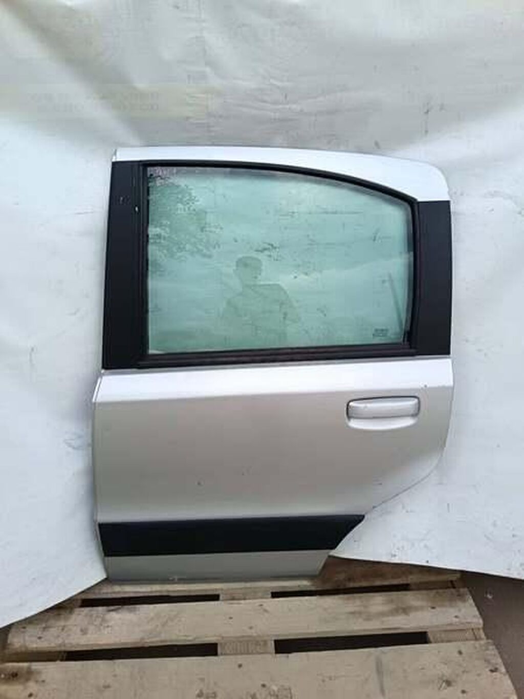 ZADNJA LEVA VRATA SIVA ZA FIAT PANDA OD 2003. DO 2012. GOD. | Zadnja