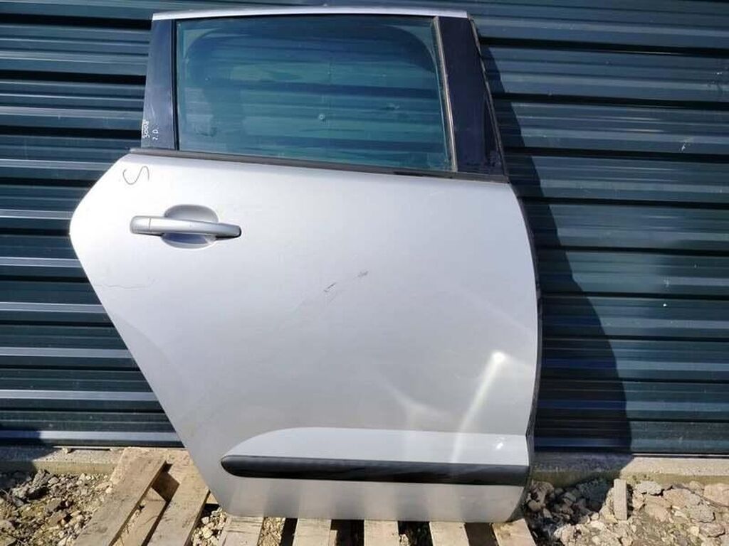 ZADNJA DESNA VRATA ZA PEUGEOT 3008 OD 2009. DO 2016. GOD. | Zadnja