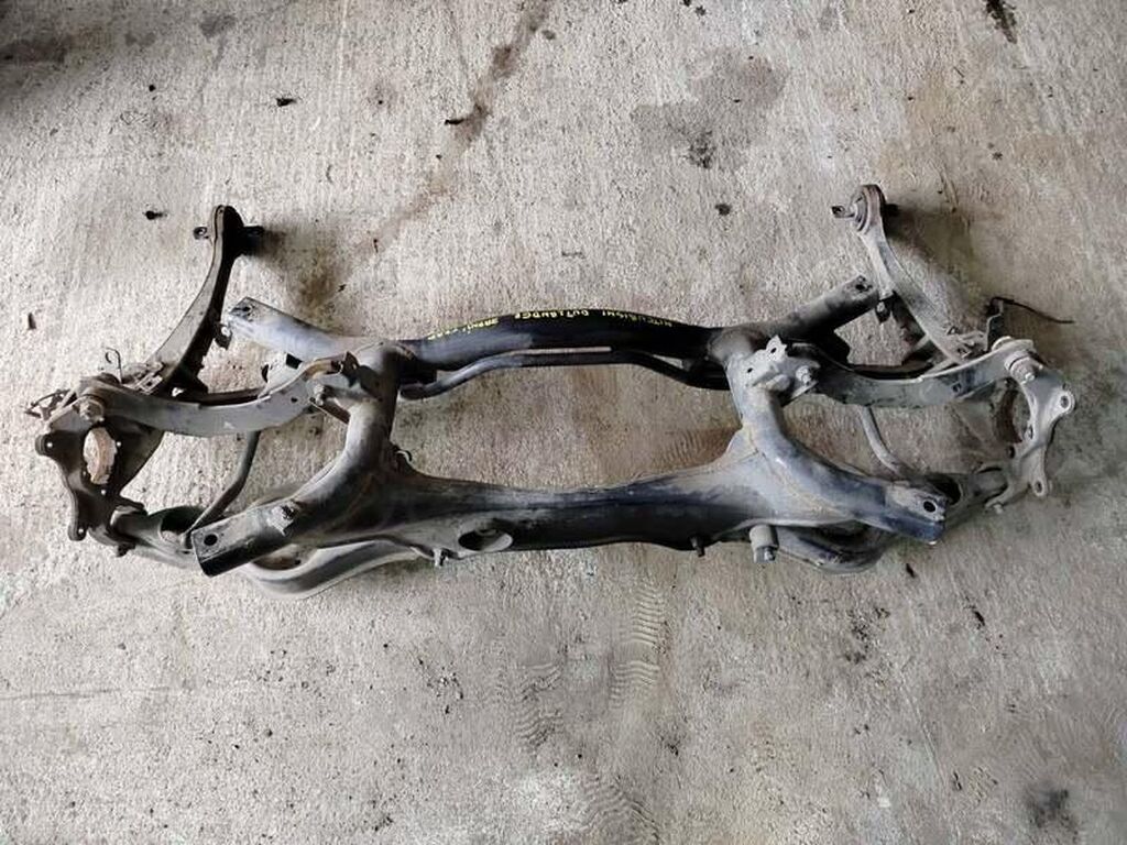 ZADNJI TRAP ZA MITSUBISHI OUTLANDER OD 2006. DO 2012. GOD. | Zadnji