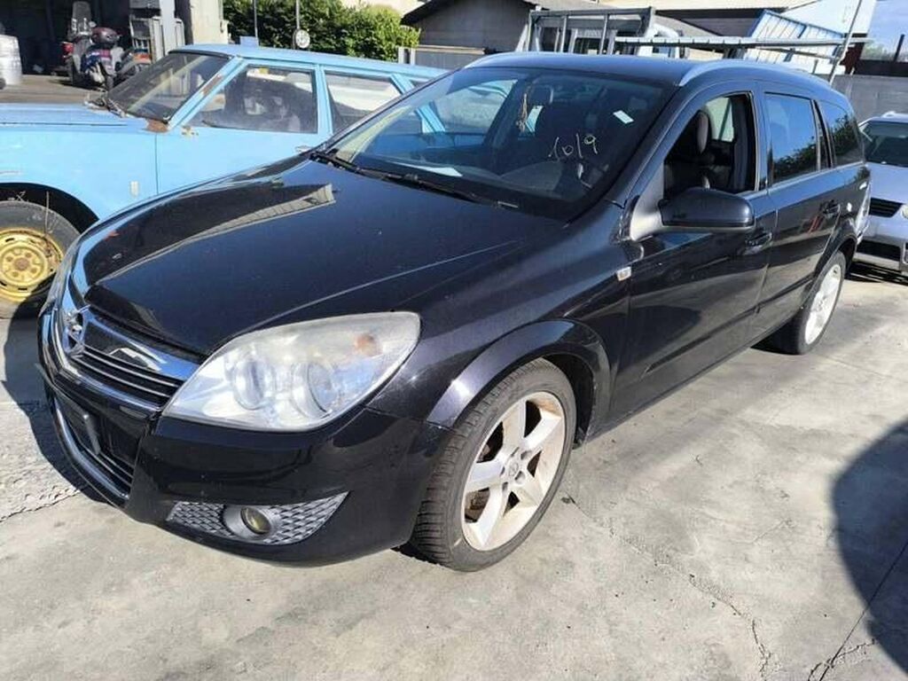 LEVI RETROVIZOR ZA OPEL ASTRA H OD 2004. DO 2007. GOD. | Levi
