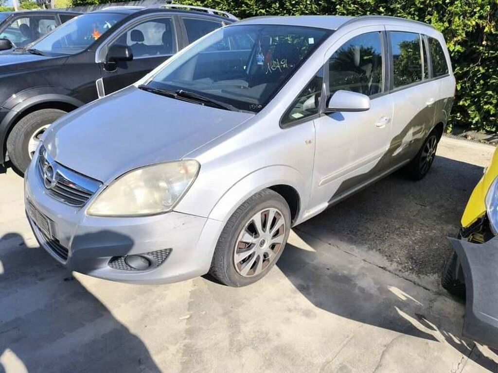 GEPEK VRATA ZA OPEL ZAFIRA OD 2005. DO 2008. GOD. | Gepek vrata u