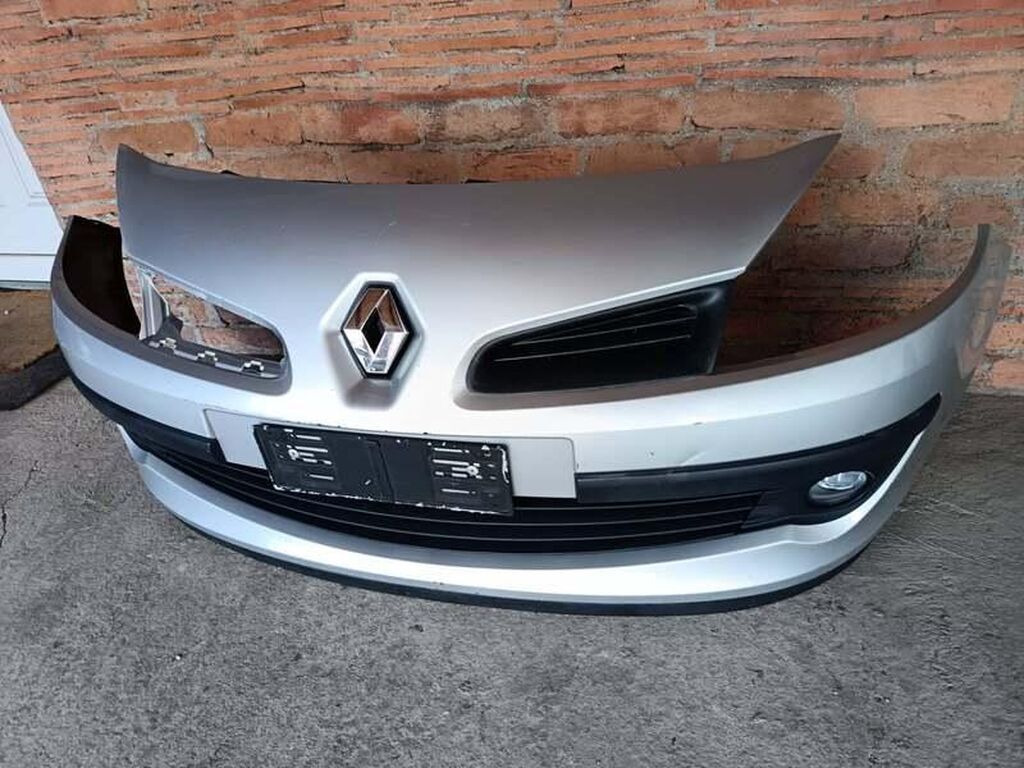 PREDNJI BRANIIK SIVI ZA RENAULT CLIO OD 2005. DO 2009. GOD. |