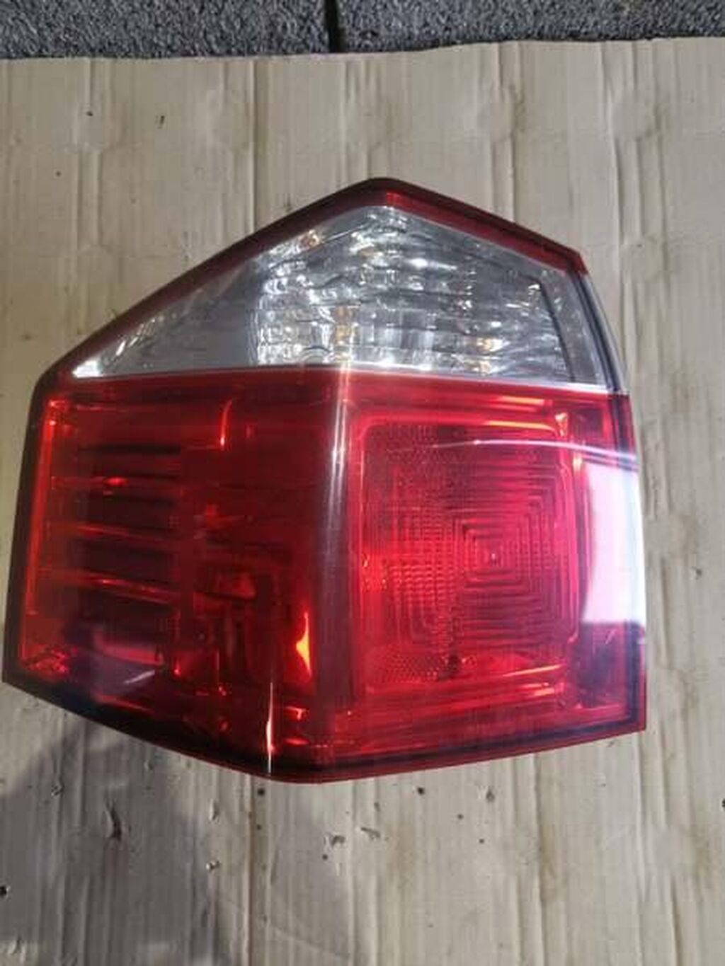 STOP SVETLO LEVO ZA CHEVROLET ORLANDO OD 2011. DO 2018. GOD. | Stop