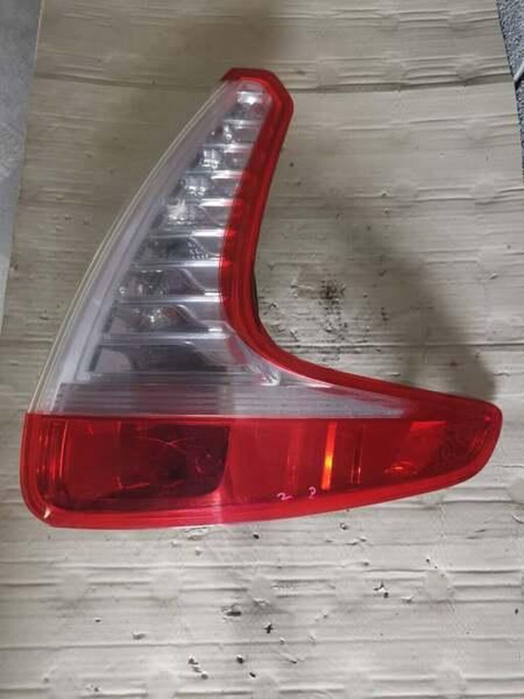 STOP SVETLO DESNO ZA RENAULT SCENIC OD 2009. DO 2016. GOD. | Stop