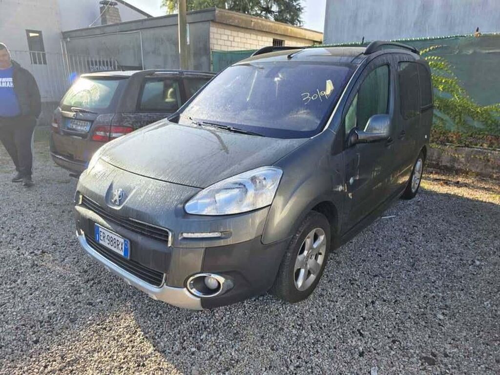 PREDNJI BRANIK ZA PEUGEOT PARTNER OD 2008. DO 2018. GOD. | Prednji