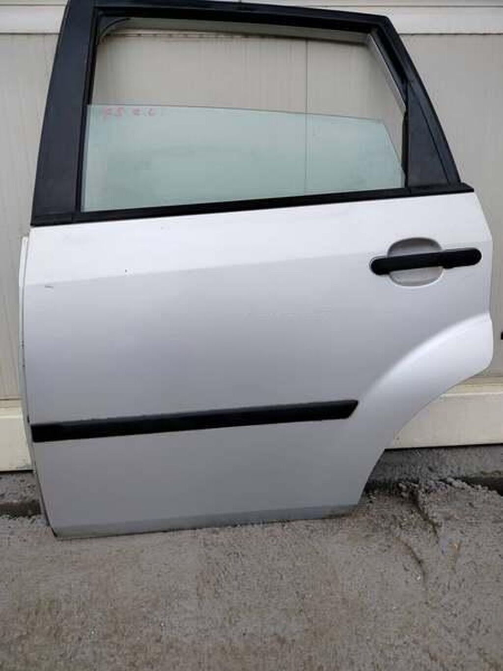 ZADNJA LEVA VRATA ZA FORD FIESTA OD 2002. DO 2008. GOD. | Zadnja