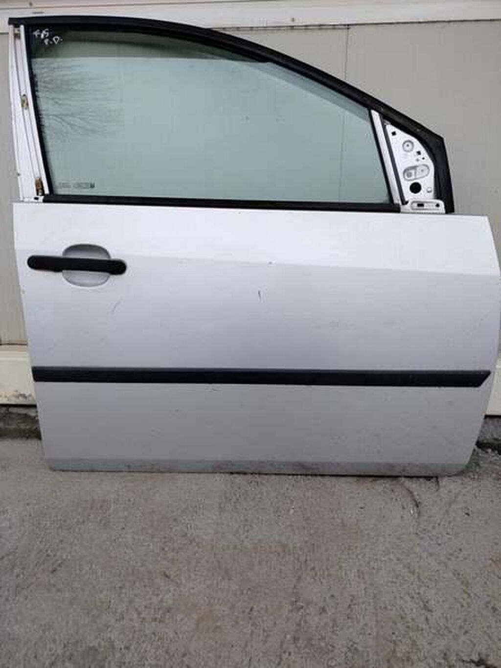 PREDNJA DESNA VRATA ZA FORD FIESTA OD 2002. DO 2008. GOD. | Prednja
