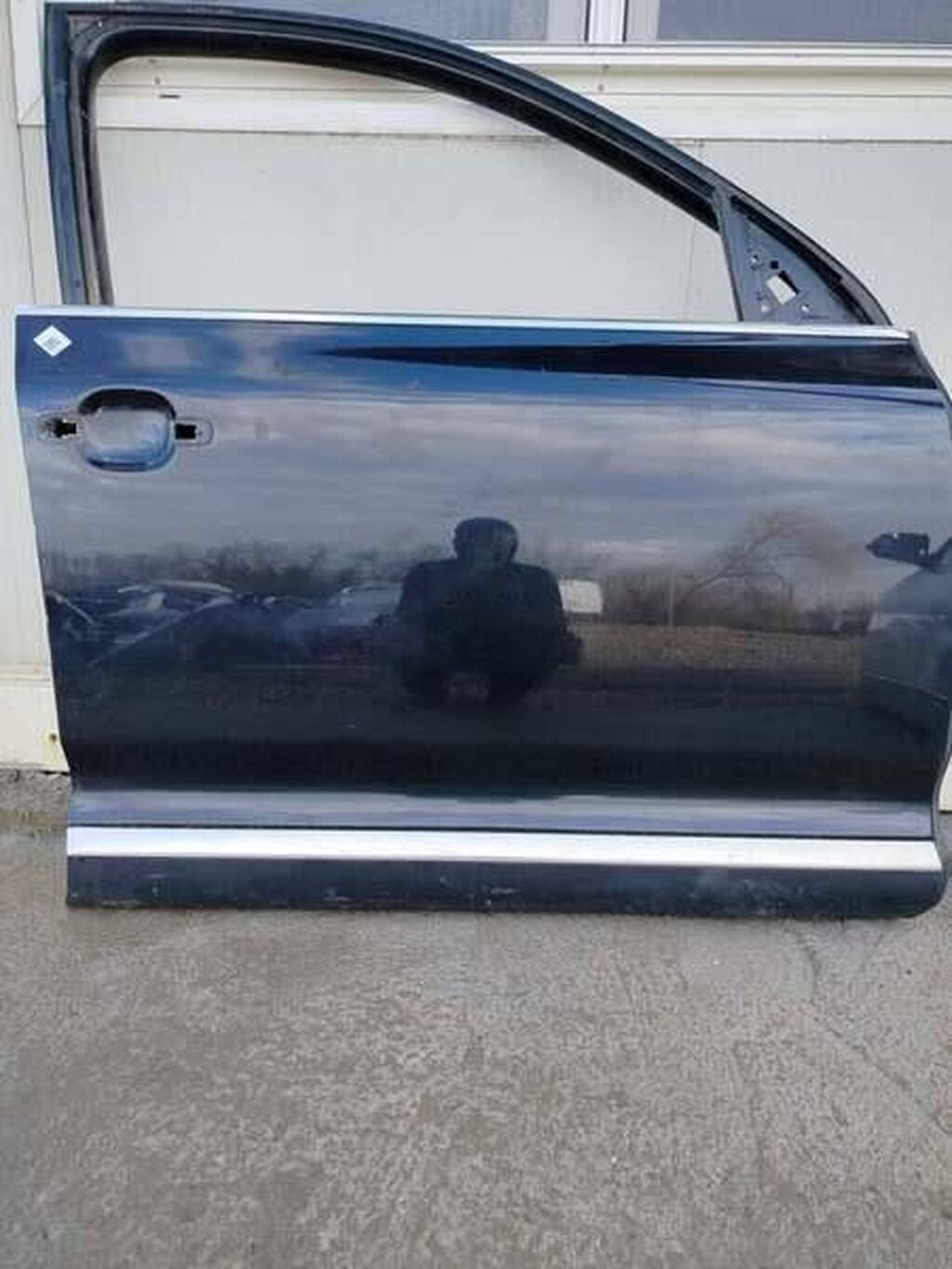 PREDNJA DESNA VRATA ZA VOLKSWAGEN TOUAREG OD 2010. DO 2018. GOD. |