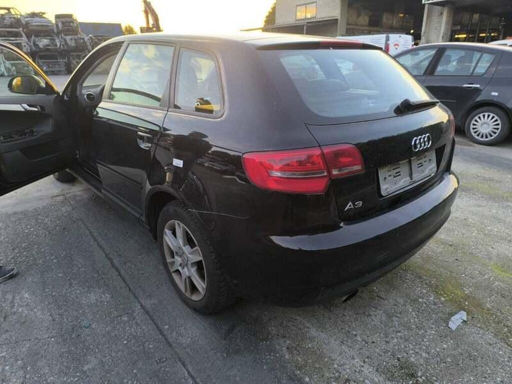 ZADNJA LEVA VRATA ZA AUDI A3 OD 2008. DO 2012. GOD. | Zadnja leva
