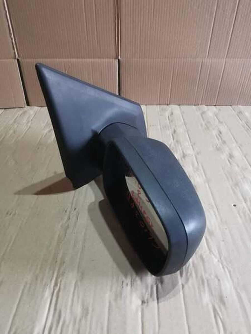 RETROVIZOR DESNI (BOJA BAMPER) ZA RENAULT CLIO OD 2005. DO 2014. GOD
