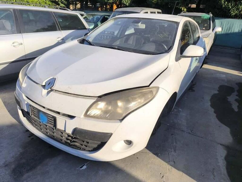 ZADNJA LEVA VRATA ZA RENAULT MEGANE OD 2008. DO 2012. GOD. | Zadnja
