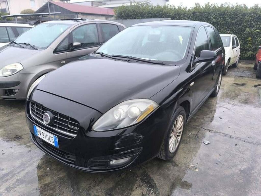 PREDNJA GLAVCINA SA LEZAJEM ZA FIAT CROMA OD 2007. DO 2011. GOD. |