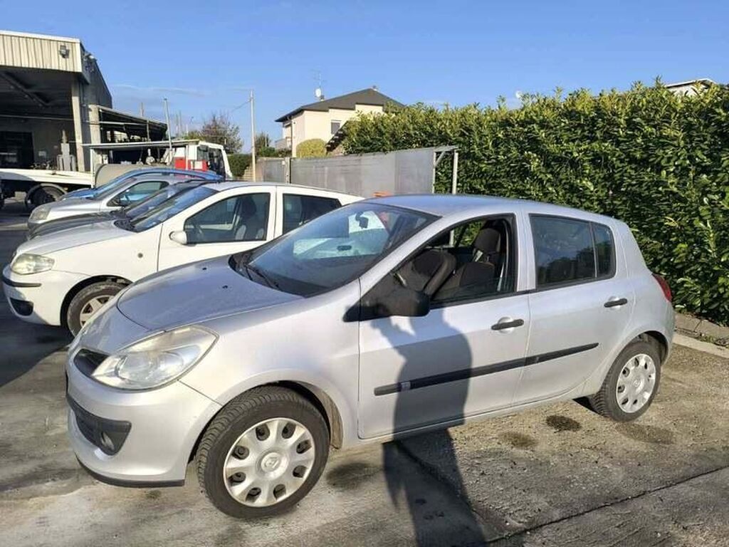 PODIZAC STAKLA ZA RENAULT CLIO OD 2005. DO 2009. GOD. | Podizač