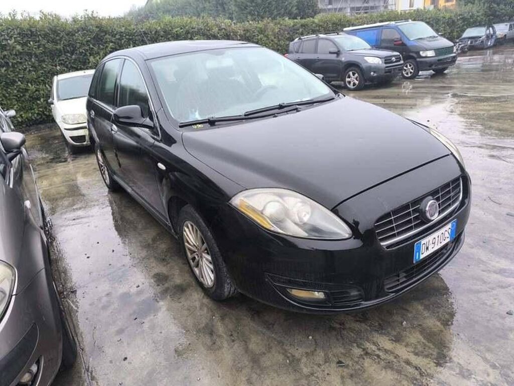 DESNI RETROVIZOR ZA FIAT CROMA OD 2007. DO 2011. GOD. | Desni