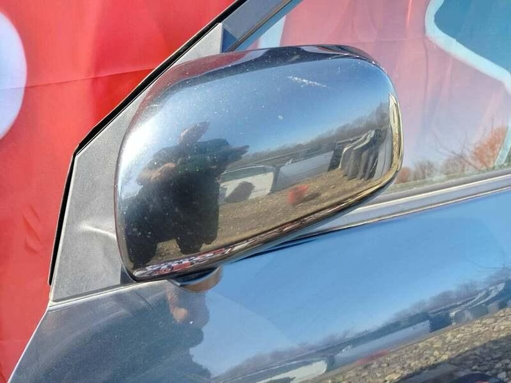 LEVI RETROVIZOR MIS SIVA ZA TOYOTA RAV 4 OD 2005. DO 2012. GOD. |