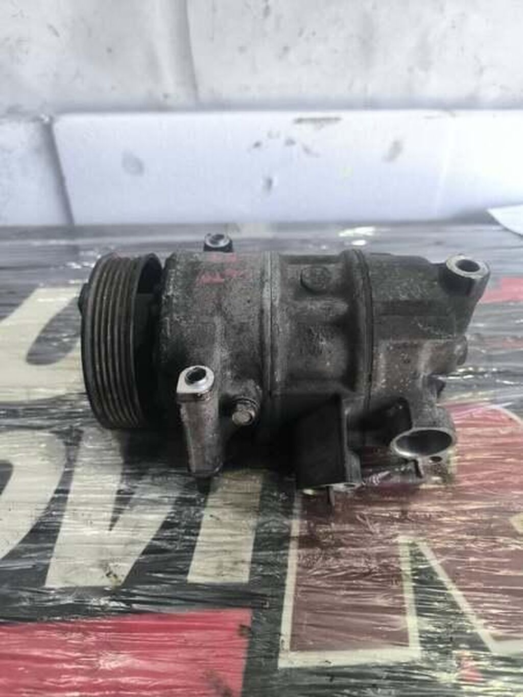KOMPRESOR KLIME 1.6TDI ZA VOLKSWAGEN GOLF 6 OD 2008. DO 2012. GOD. |