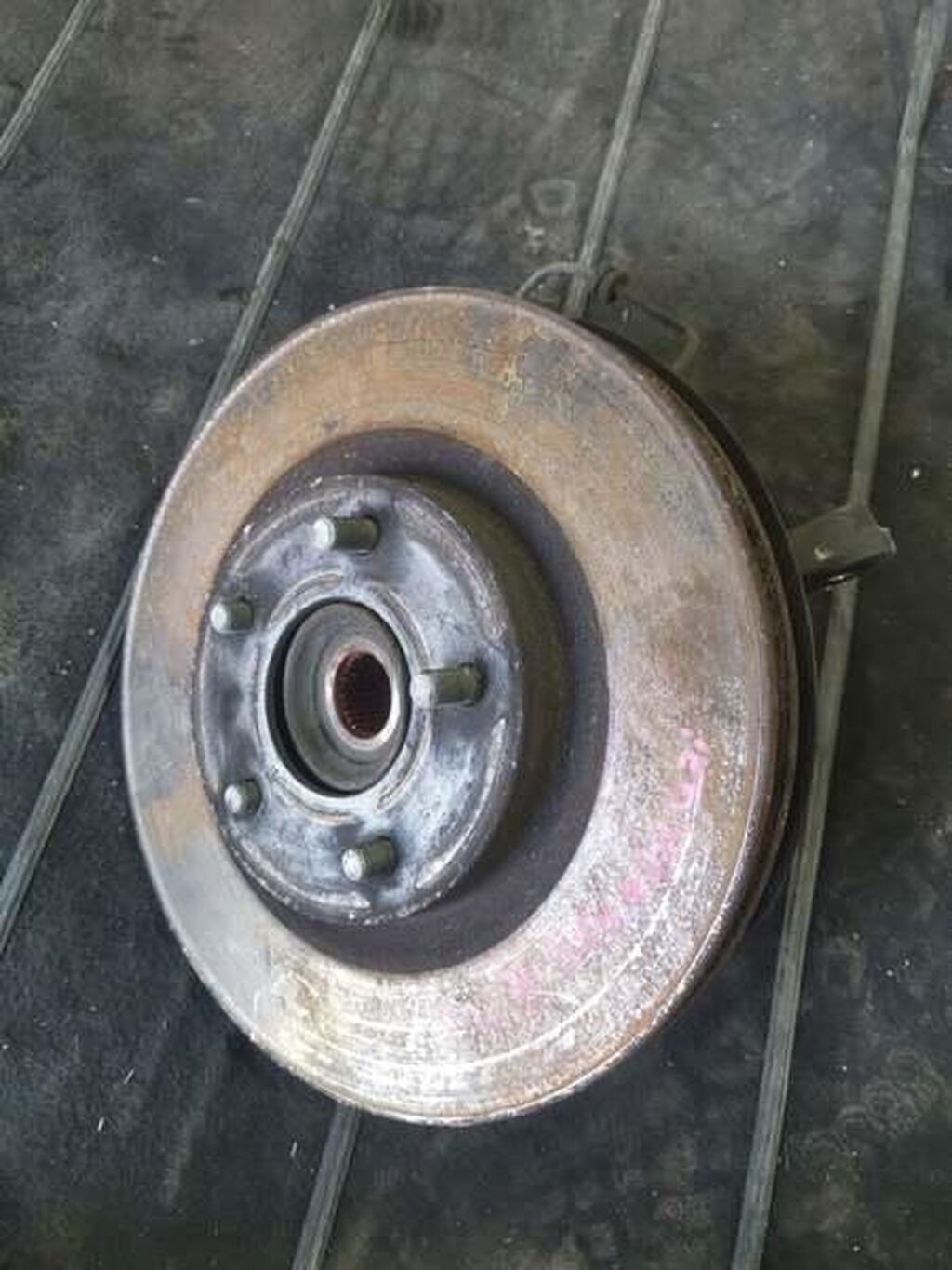 DISK SA GLAVČINOM ZA NISSAN QASHQAI OD 2007. DO 2013. GOD. | Disk sa