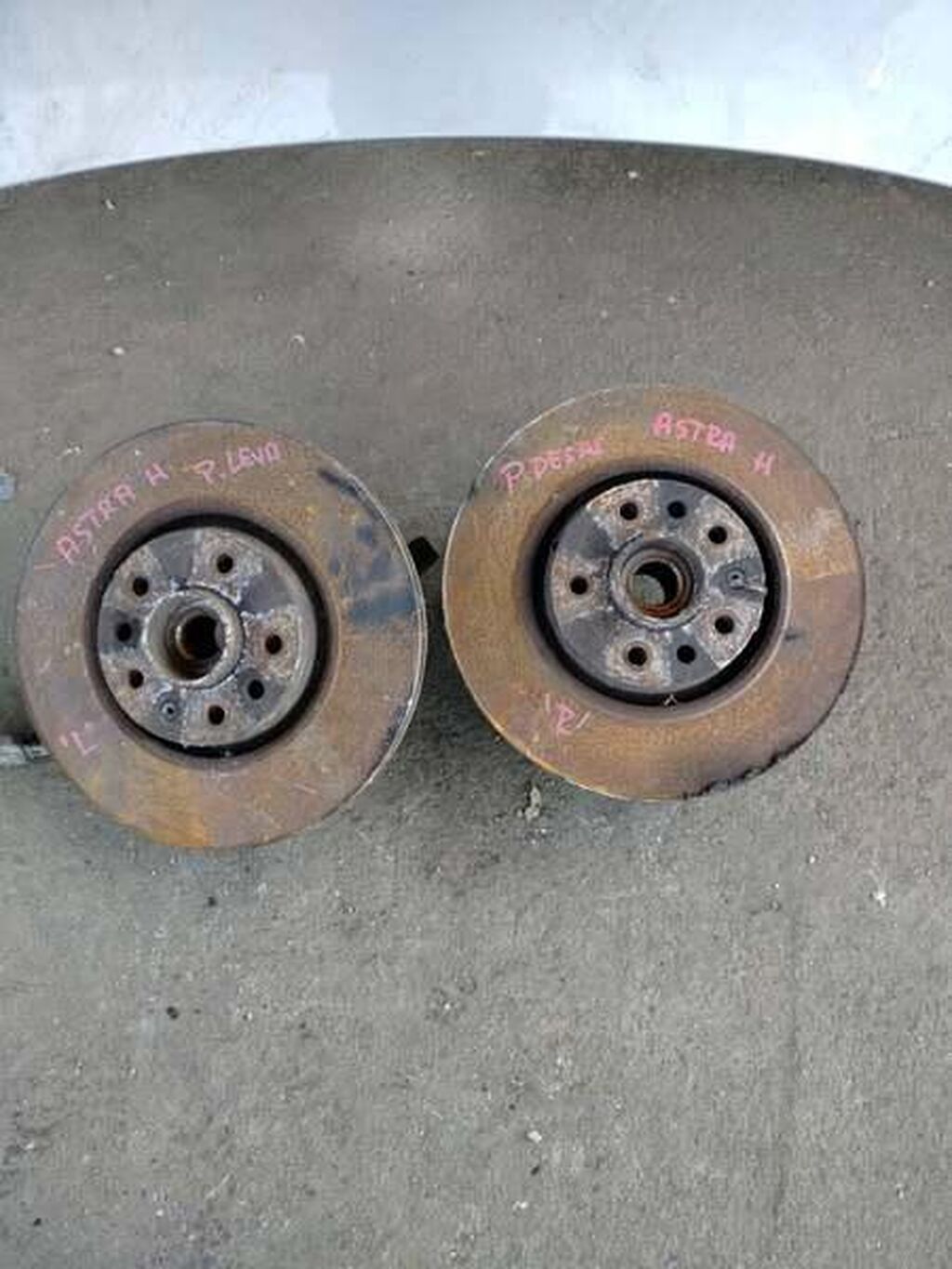 PREDNJA GLAVCINA ZA OPEL ASTRA H | Prednja glavcina Opel Astra H