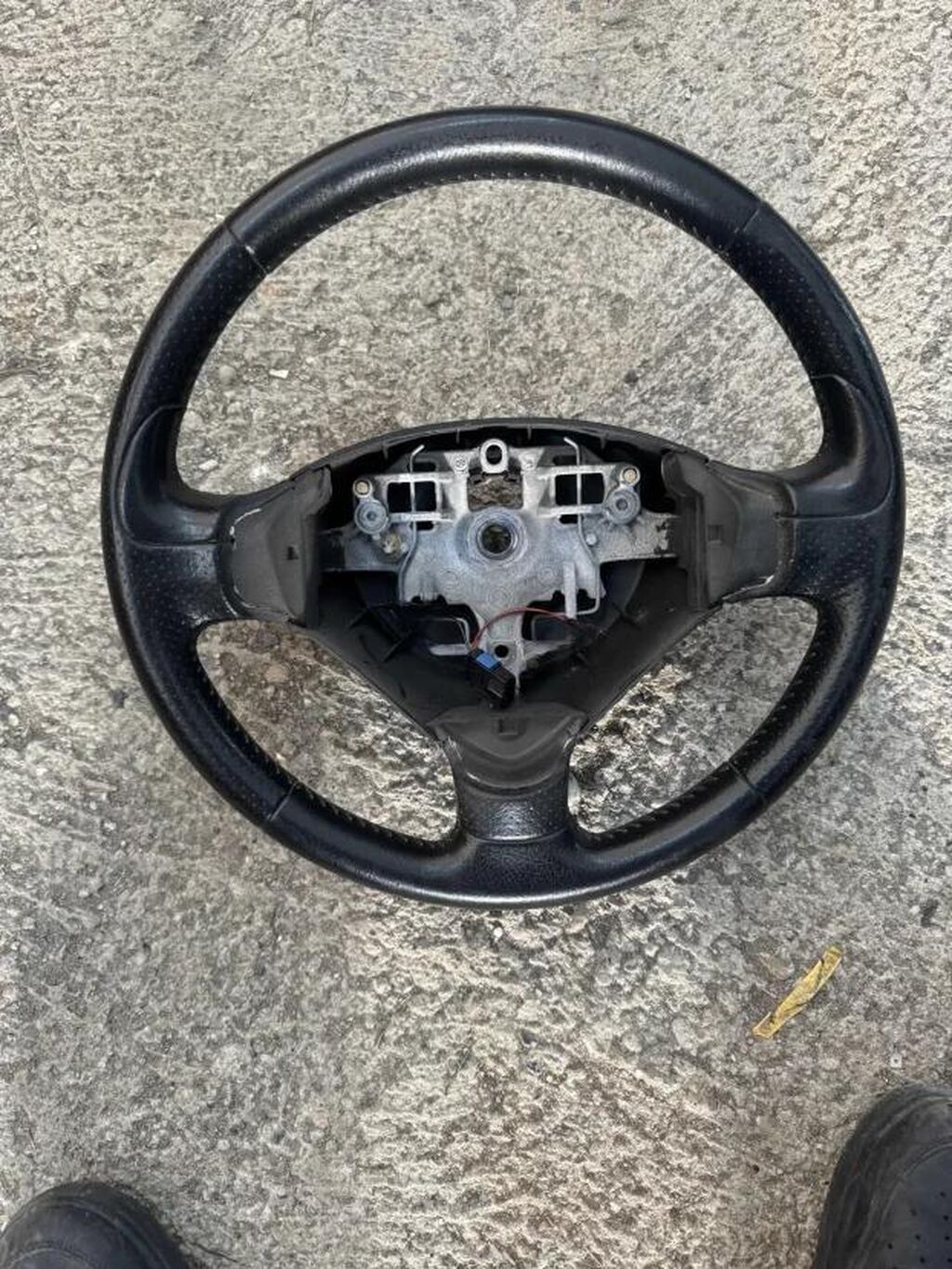 VOLAN PEUGEOT 207 | Kozni volan peugeot 207