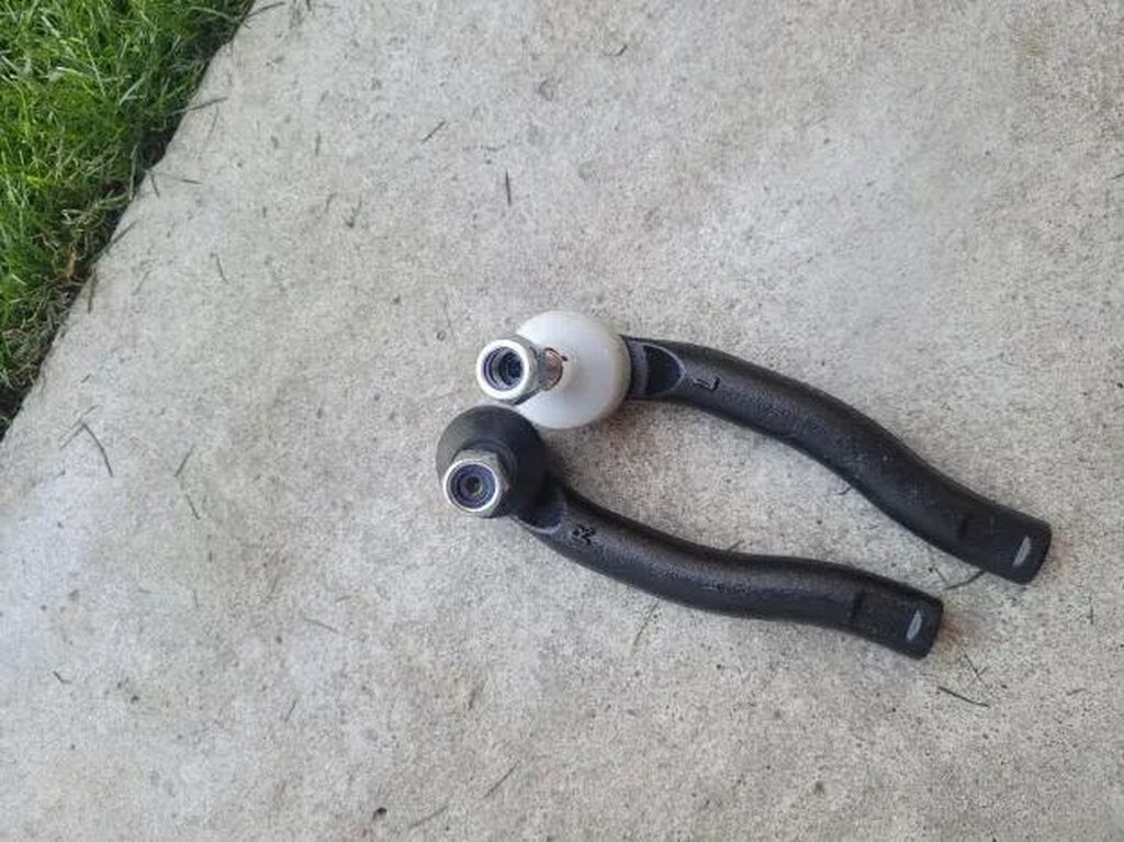 KRAJEVI SPONA TOYOTA YARIS 11-14 | Glanc novi cena po kom