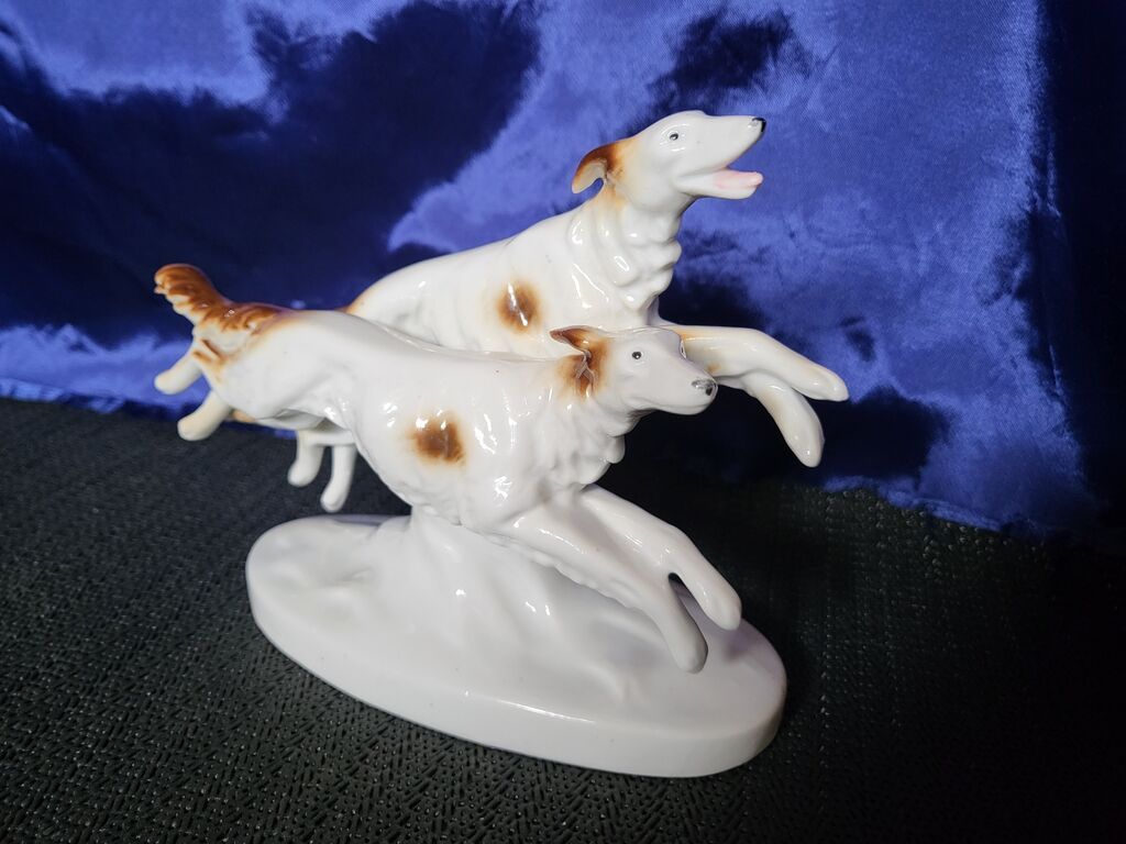Vintaz nova porcelanska figura pasa. Figura iz 70ih,bez ostecenja,sve