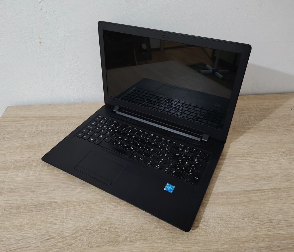 Na prodaju Lenovo Ideapad 110-15IBR u odličnom stanju, spreman za rad