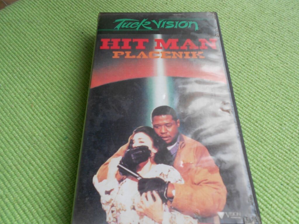 Prodajem akcioni film "Plaćenik" na originalnoj VHS kaseti. šaljemo