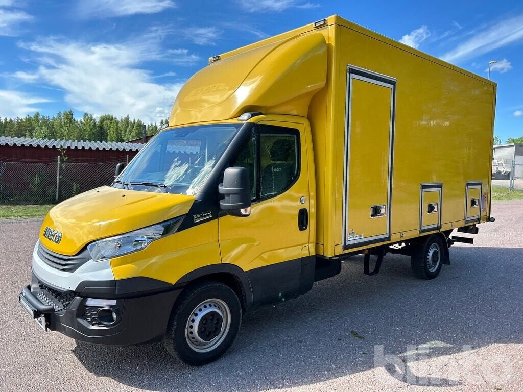Prodaje se IVECO 35-160 kamion furgon < 3.5t na aukciji