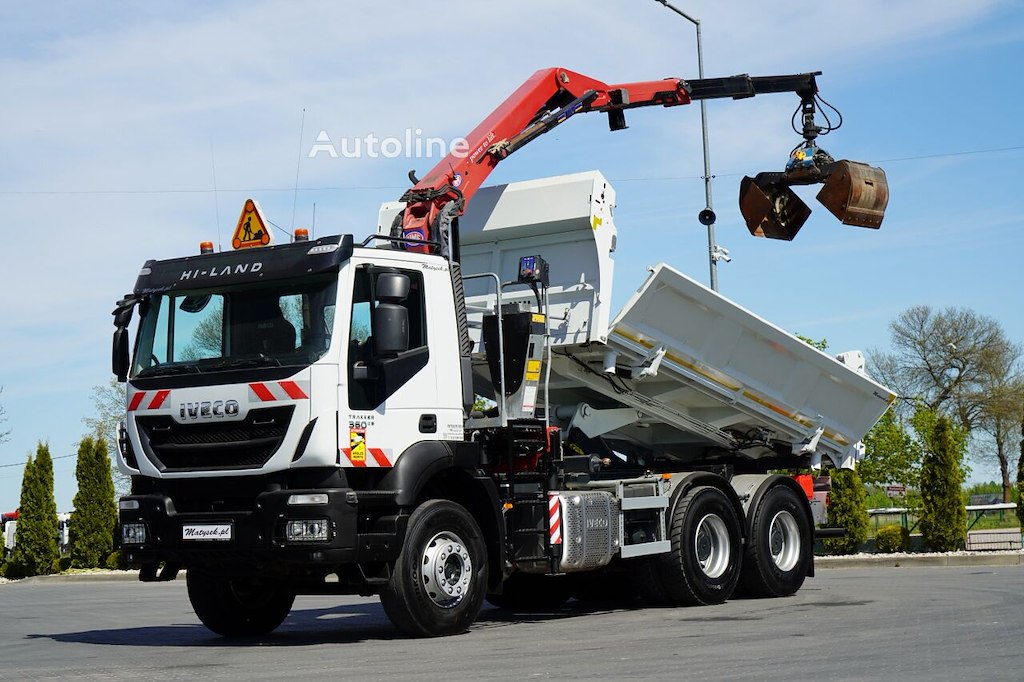 IVECO Trakker 360 kiper