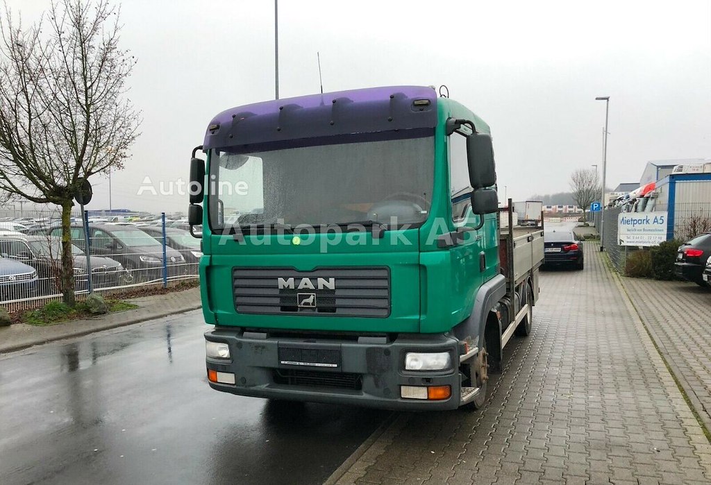 MAN TGL 8.180 Flatbed + Crane Hiab 055 kamion s ravnom platformom