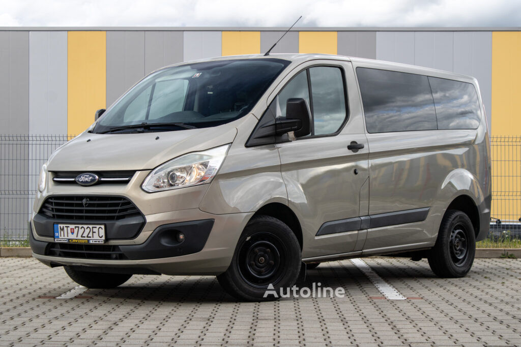Ford Transit Custom putnički minibus