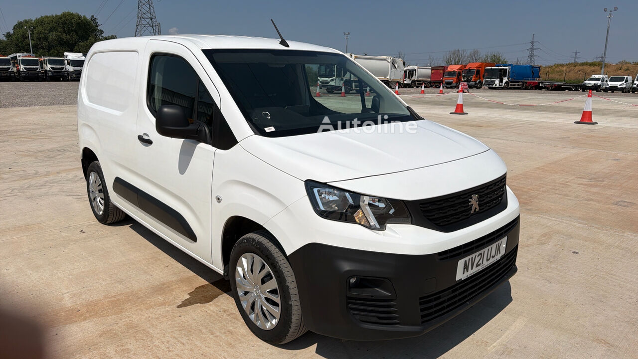 Prodaje se Peugeot Partner 1000 1.5 BlueHDi 100 Professional Van laki furgon na aukciji