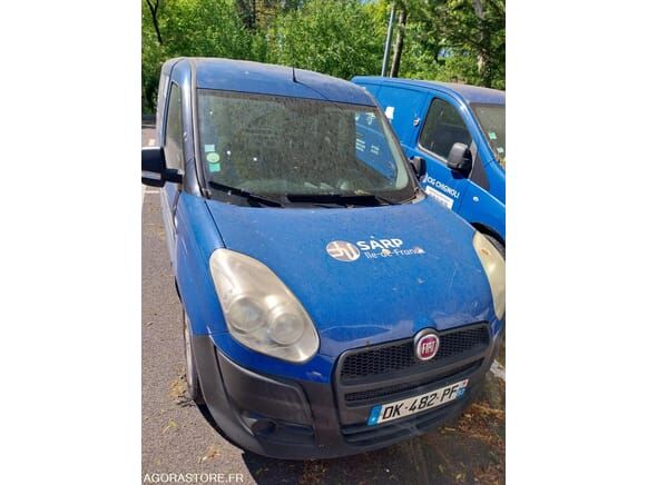 Prodaje se Fiat DOBLO laki furgon na aukciji