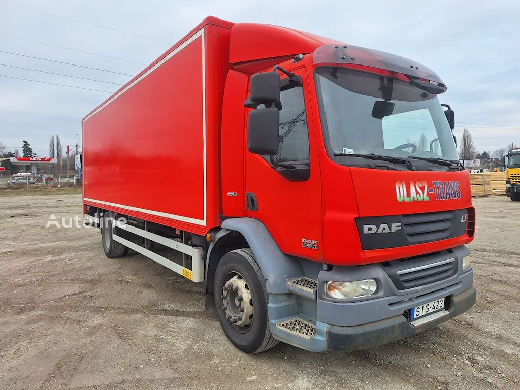 DAF LF 55.220 Koffer + DHollandia LBW 2500 kg kamion furgon