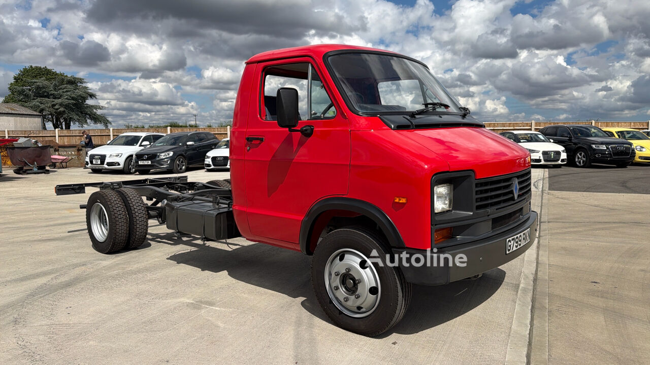 Prodaje se Renault 50 SERIES kamion šasija na aukciji