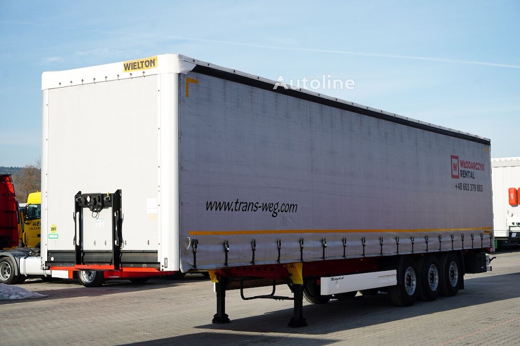 Schmitz Cargobull poluprikolica sa kliznom ceradom