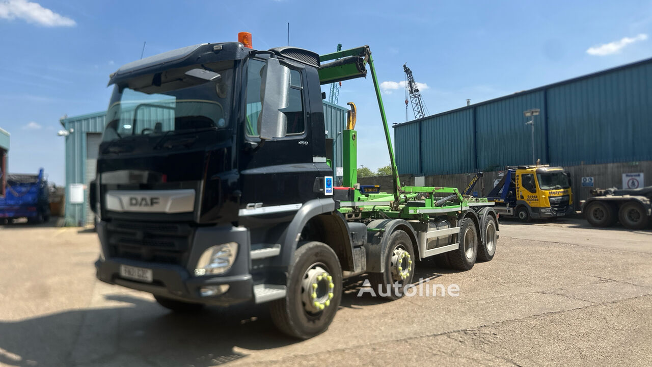 Prodaje se DAF CF 450 rol kiper sa kukom na aukciji