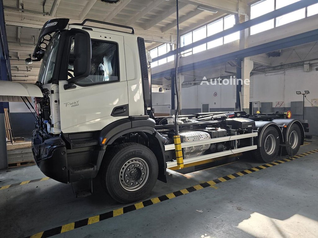 Novi IVECO T-Way AD380T46 / 6x4 / 2026 / no mileage / HIAB 26t hooklift kamion rol kiper