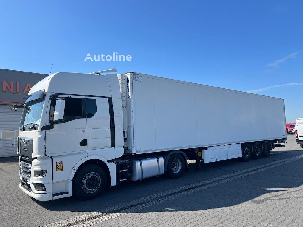 Schmitz Cargobull SKO 24REFRIGERATOR + LIFT ROLLER SHUTTER CARRIER VECTOR 1850Mtº poluprikolica hladnjača