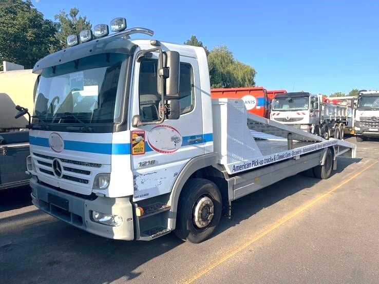 Mercedes-Benz 1218L * Dubbel Deck * Winch * 8 x Bolts autotransporter