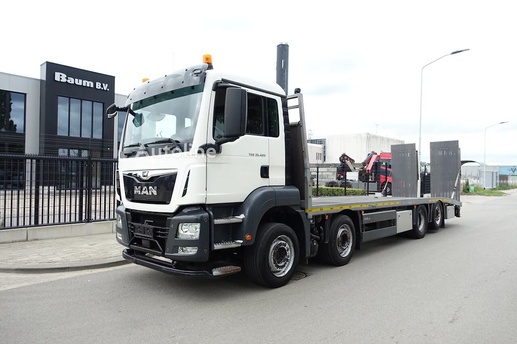 MAN TGS 35.420 8X2 OPRIJWAGEN / LOW KM / HYDRO RAMPEN / REMOTE CONTR autotransporter