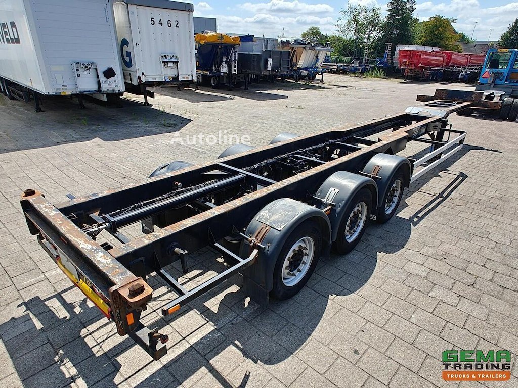 Renders RMOC 12 27CC 40/45FT - Rear Slider - 5140KG - Mercedes Axles Dis poluprikolica za prevoz kontejnera