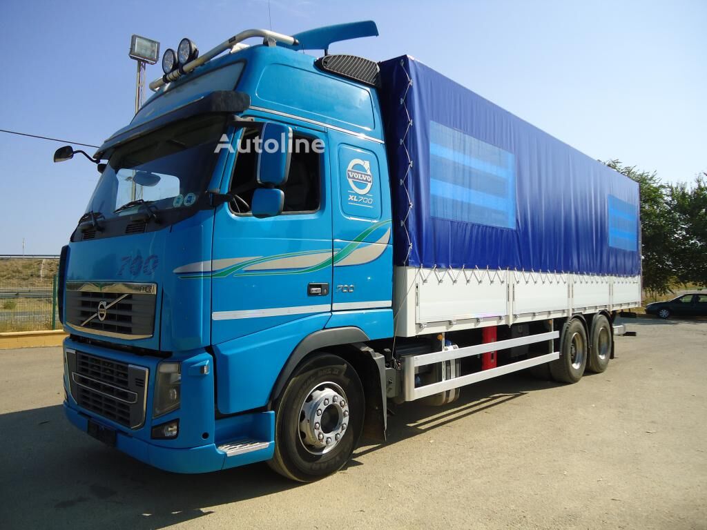 Volvo FH 700 kamion s ceradom