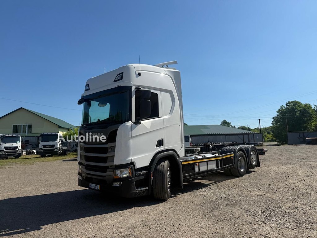 Scania R450 vozilo za prevoz kontejnera