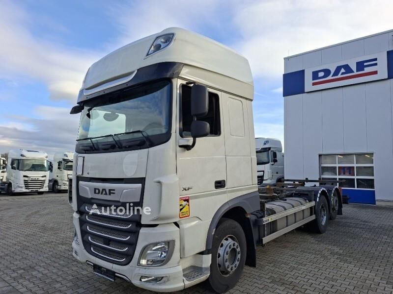 DAF XF 480 FAN 6X2 N vozilo za prevoz kontejnera