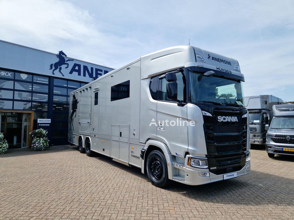 Novi Scania S500 kamion za prevoz konja