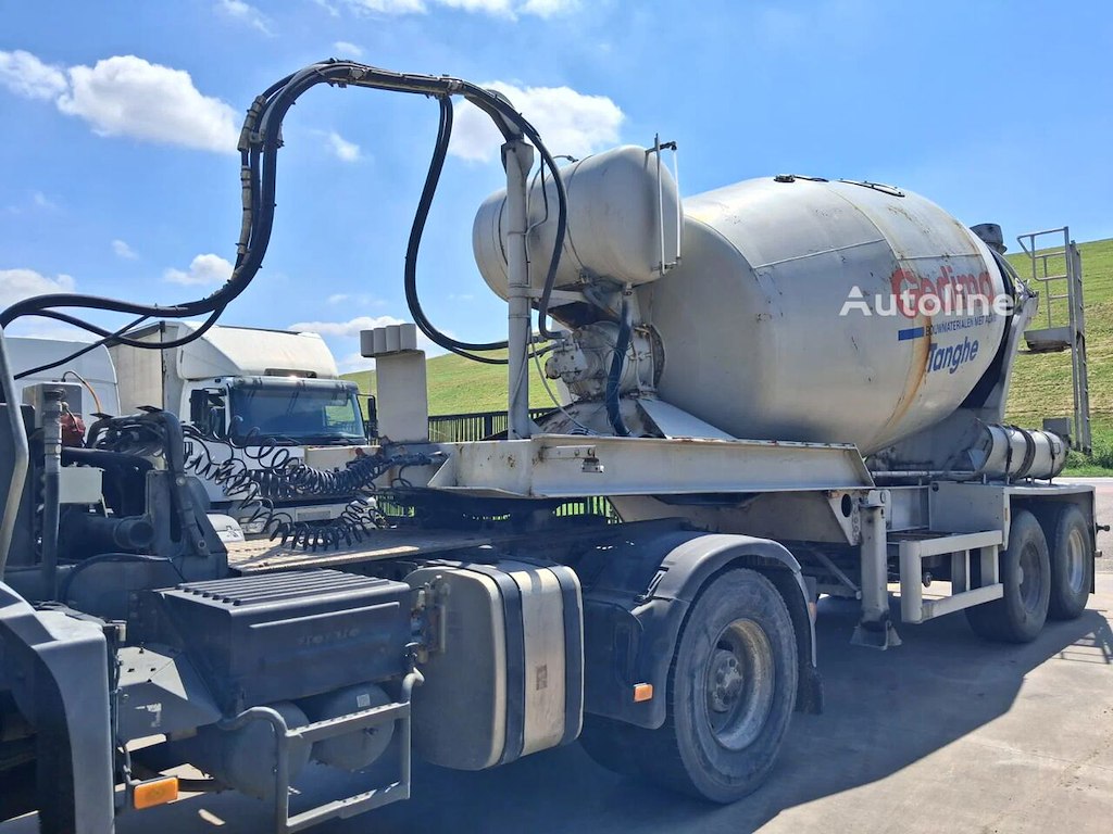 Mol M1012/20T37 poluprikolica betonska mešalica