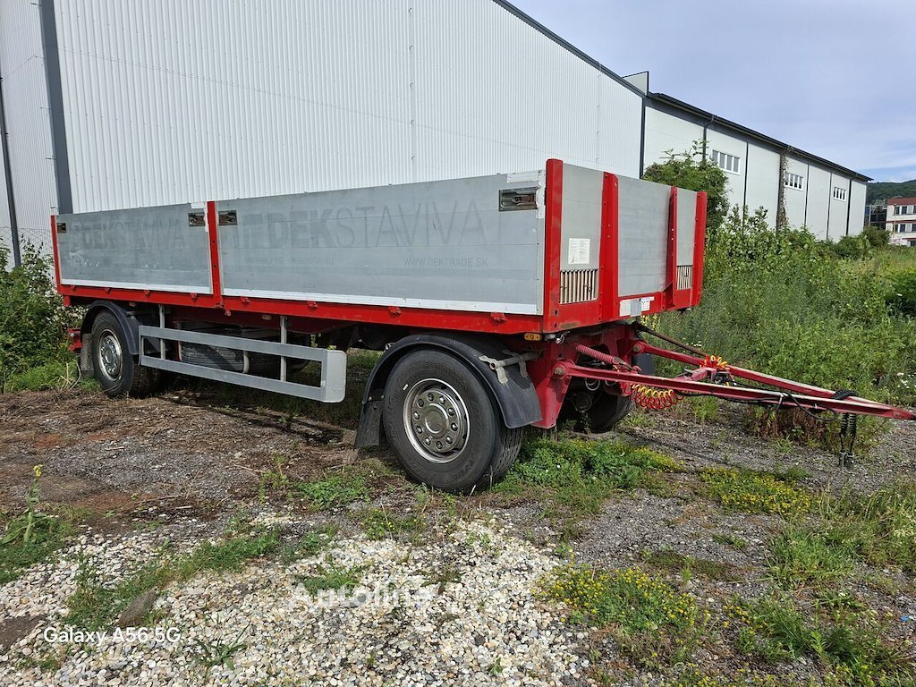 Mueller prikolica sa ravnom platformom