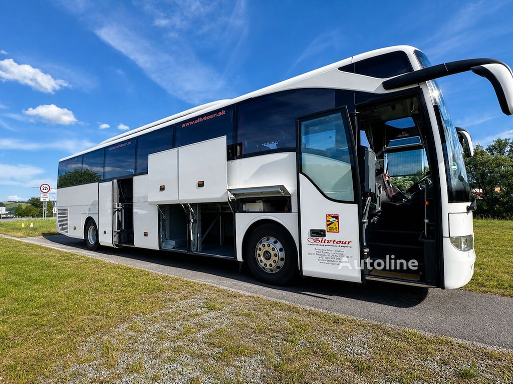 Mercedes-Benz Tourismo RHD-M/2A turistički autobus